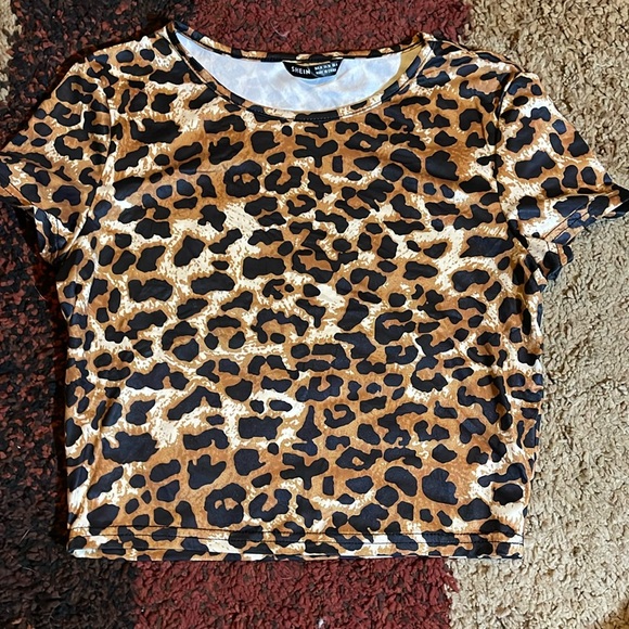 SHEIN | Tops | Shein Leopard Print Crop Top | Poshmark